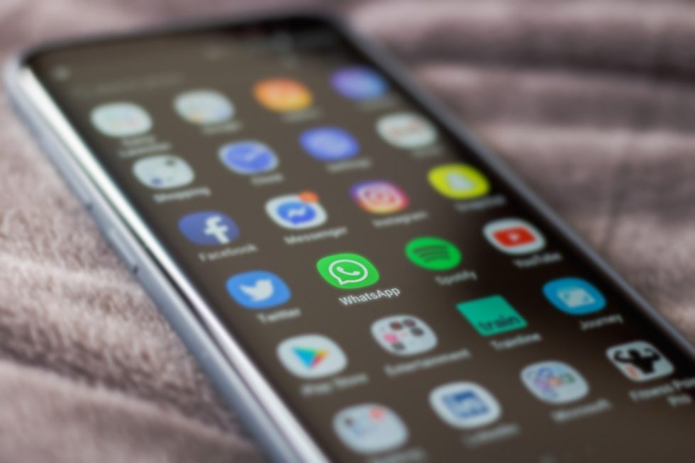 How to change the appearance of icons on iphone? - Inspirohost